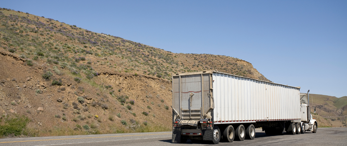 Everything You Need to Know Tractor Trailer Insurance - Links Insurance